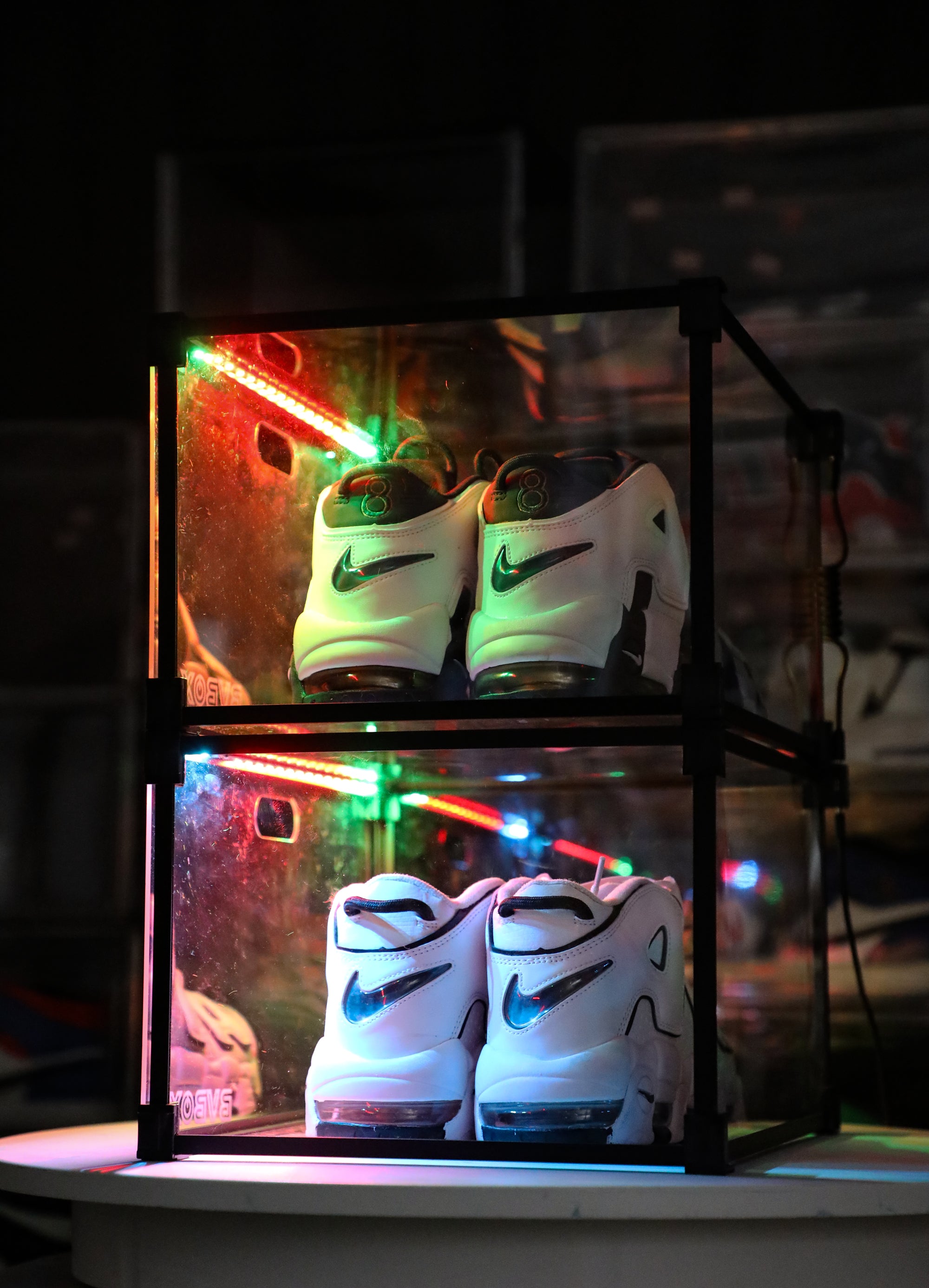 LED Voice-Controlled Drop Side Sneaker Display Box – BVBOX®